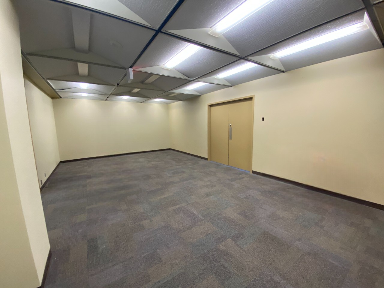 Hamilton - realpropertieslimited.com